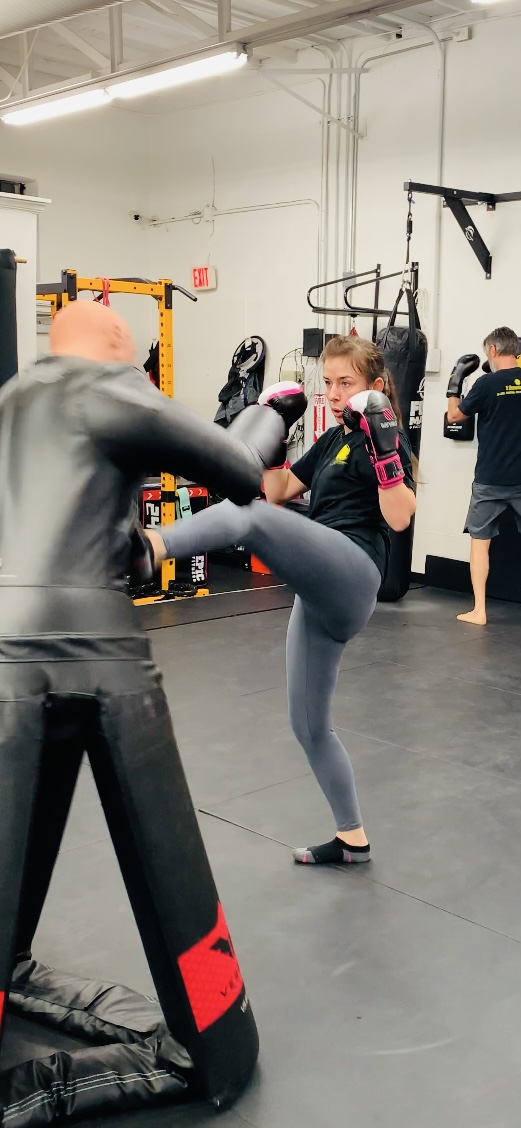 Muay Thai Kickboxing & Conditioning